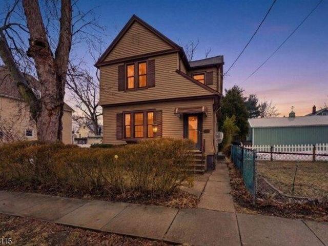 3 bedroom, Roselle NJ 07203 102029592