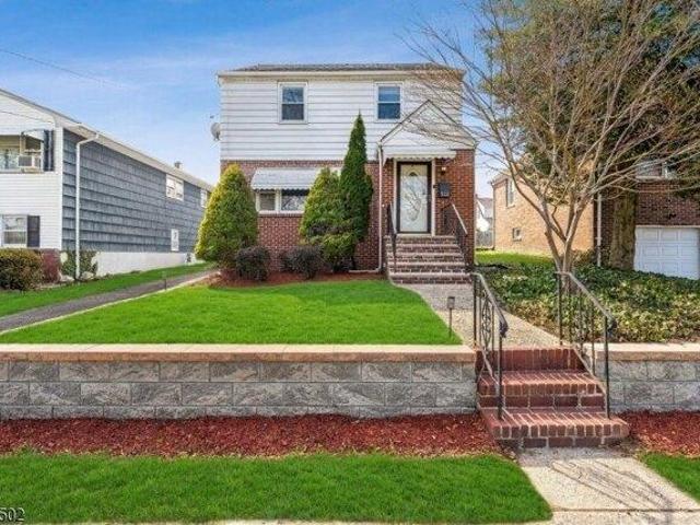3 bedroom, Roselle NJ 07203 102314093