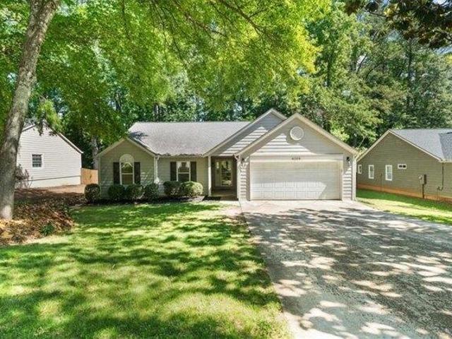 3 bedroom, Roswell GA 30076 104899386