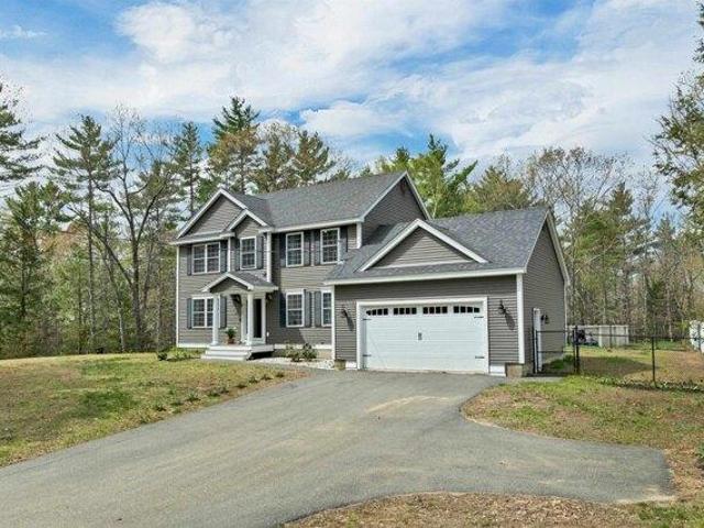3 bedroom, Raymond NH 03077 LS102823154