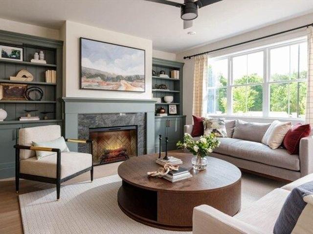 3 bedroom, Raynham MA 02767 102446521