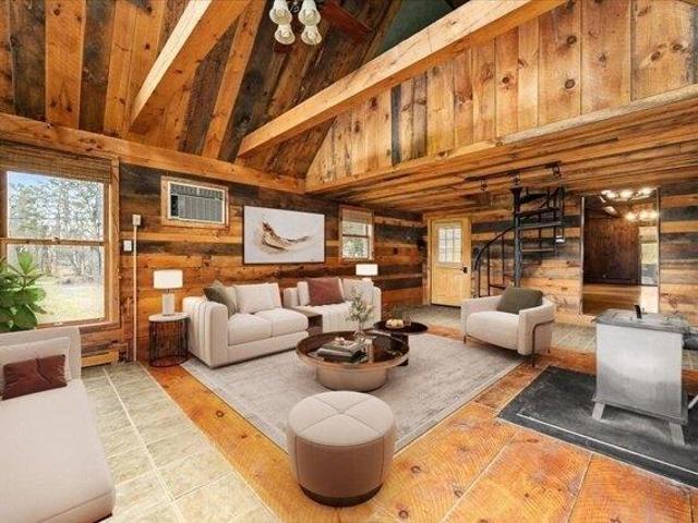 3 bedroom, Raynham MA 02767 104569249