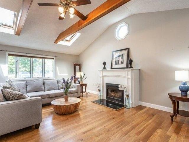 3 bedroom, Raynham MA 02767 105172153