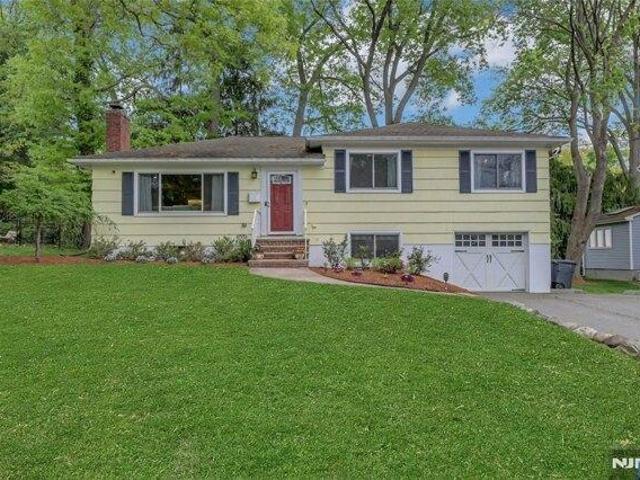 3 bedroom, Ramsey NJ 07446 102566476