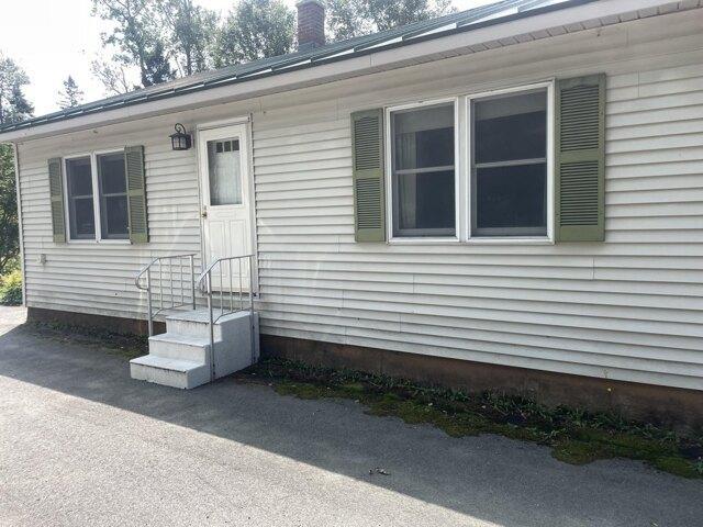 3 bedroom, Rangeley ME 04970 104716345