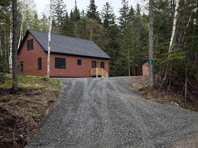 3 bedroom, Rangeley ME 04970 102156124