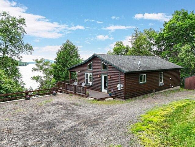 3 bedroom, Rangeley ME 04970 LS102216882