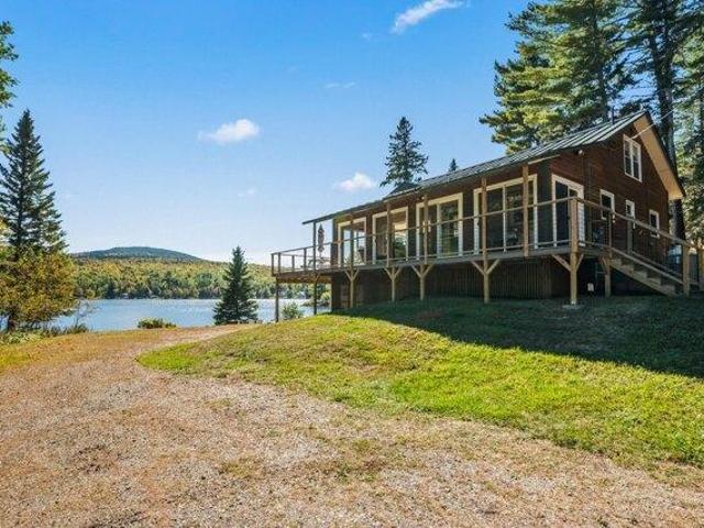 3 bedroom, Rangeley ME 04970 LS103072089