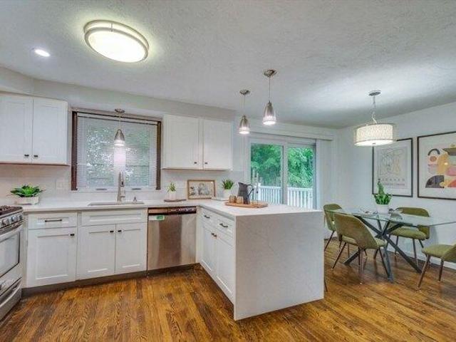 3 bedroom, Randolph MA 02368 104851265