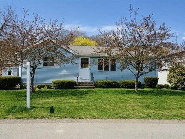 3 bedroom, Randolph MA 02368 105109204
