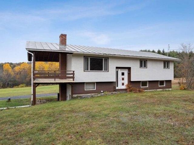 3 bedroom, Randolph VT 05060 LS102583358