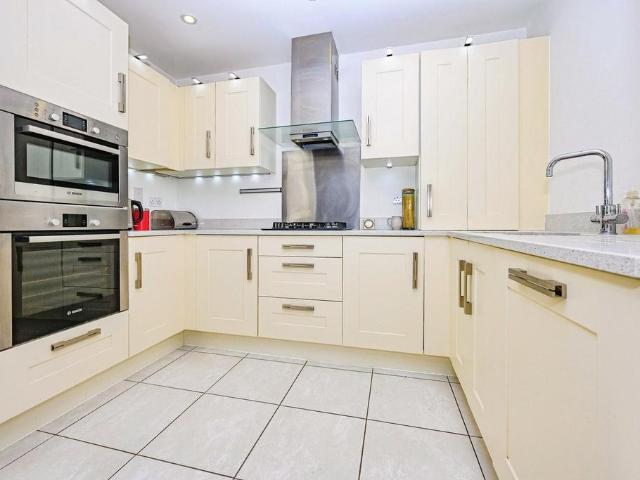 3 bedroom retirement property for sale