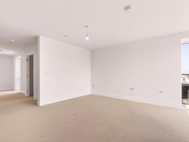 3 bedroom retirement property for sale in 31 Lindfield Place, Worthing, BN11