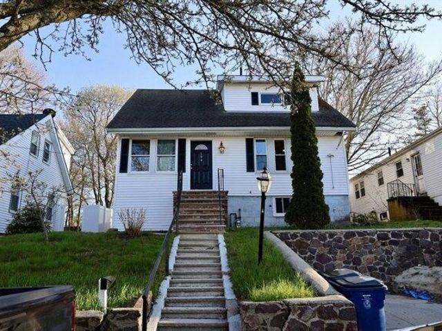 3 bedroom, Revere MA 02151 LS102961569