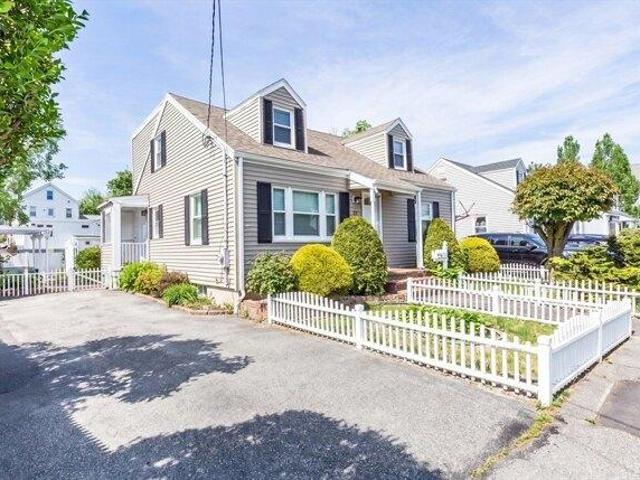3 bedroom, Revere MA 02151 LS103070261