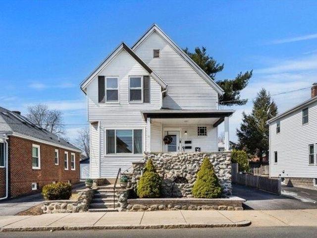 3 bedroom, Revere MA 02151 102592693