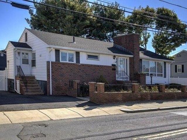 3 bedroom, Revere MA 02151 102800497