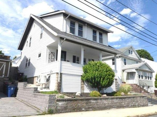 3 bedroom, Revere MA 02151 105082219
