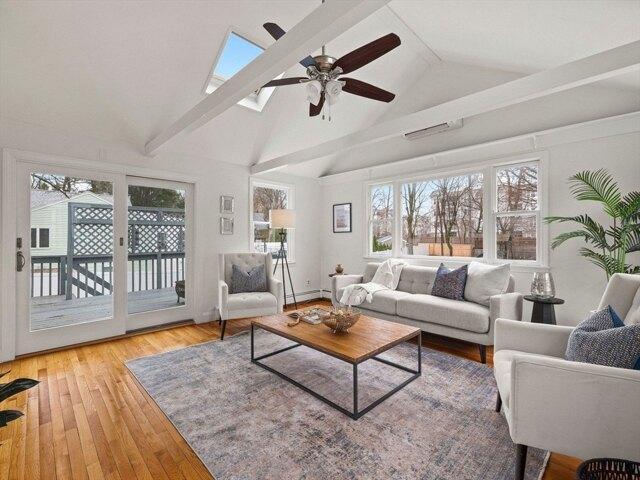 3 bedroom, Reading MA 01867 101780696