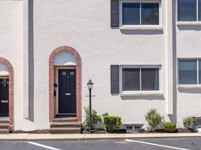 3 bedroom, Reading MA 01867 102828722