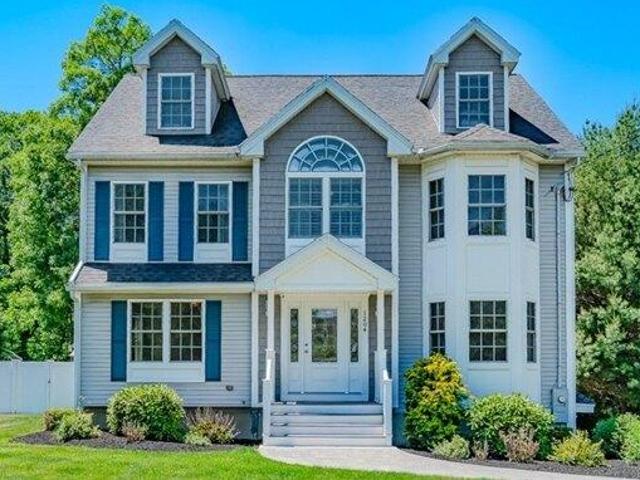 3 bedroom, Reading MA 01867 103437315