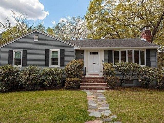 3 bedroom, Reading MA 01867 LS102827665