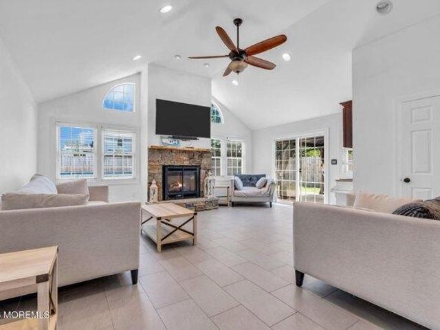 3 bedroom, Red Bank NJ 07701 104606739