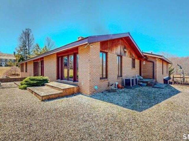 3 bedroom, Redding CT 06896 102280198
