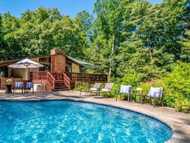 3 bedroom, Redding CT 06896 105205211