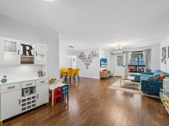 3 bedroom, Rego Park NY 11374 103709502