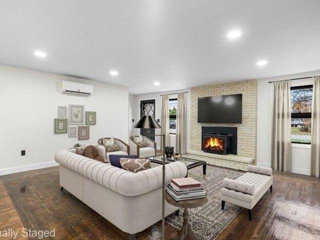 3 bedroom, Rehoboth MA 02769 102256385