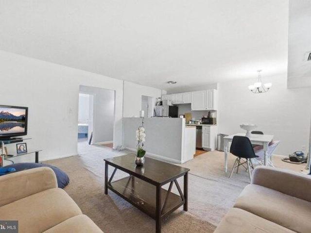 3 bedroom, Reston VA 20191 103623902