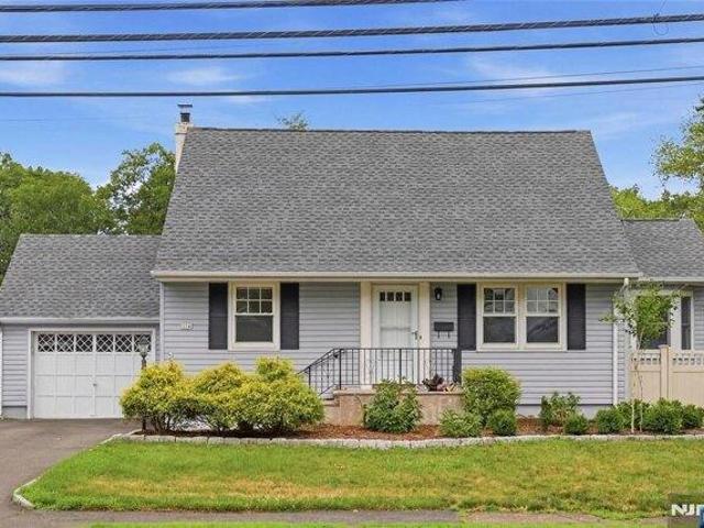 3 bedroom, River Vale NJ 07675 105156487