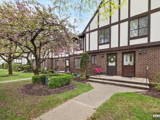 3 bedroom, River Vale NJ 07675 LS101627410