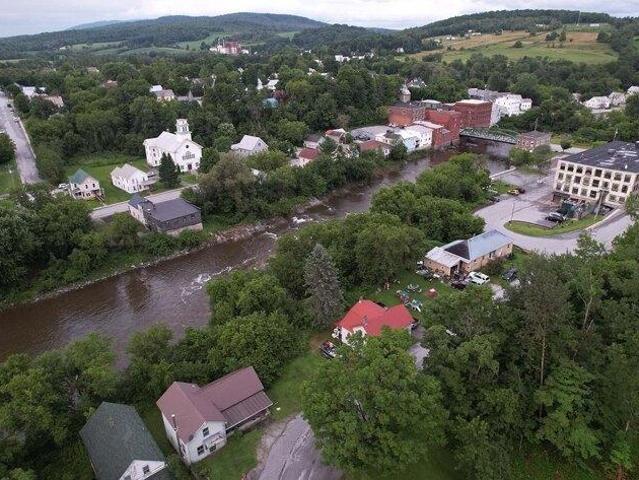 3 bedroom, Richford VT 05476 LS102282868