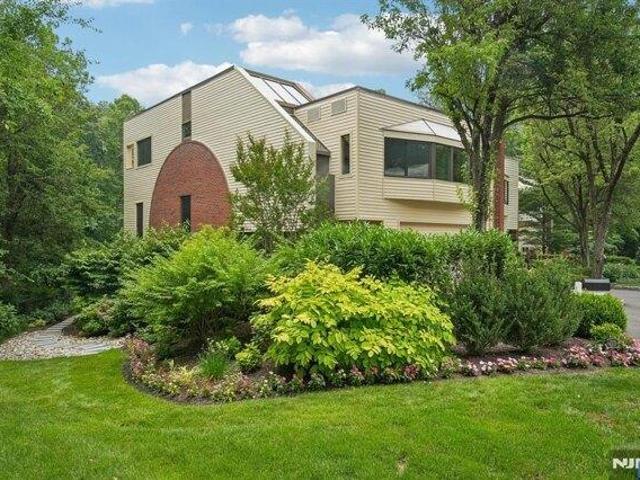 3 bedroom, Ridgewood NJ 07450 104605898