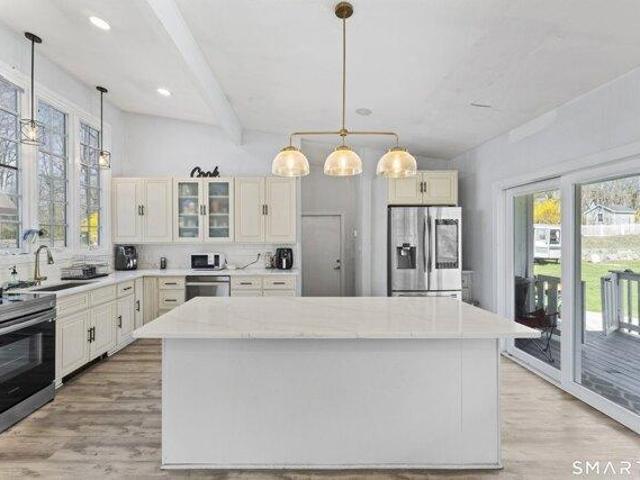 3 bedroom, Ridgefield CT 06877 102064397