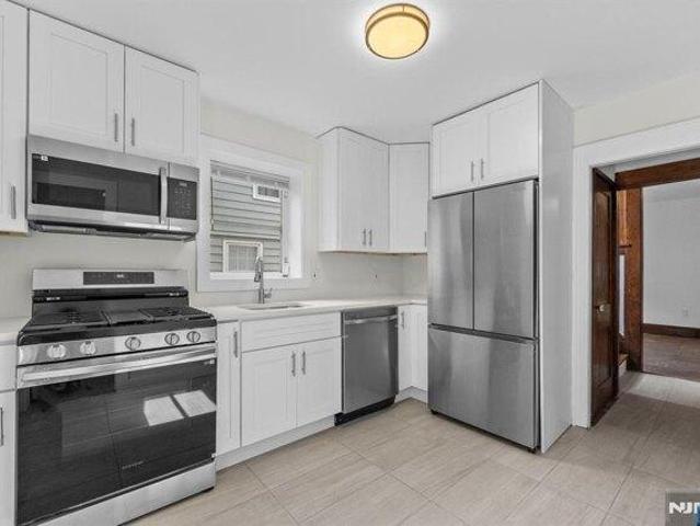 3 bedroom, Ridgefield Park NJ 07660 104609331