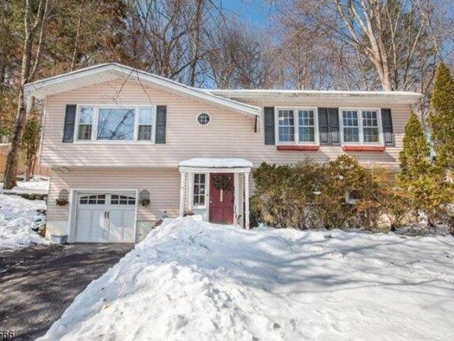 3 bedroom, Ringwood NJ 07456 LS102212111