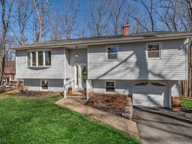 3 bedroom, Ringwood NJ 07456 LS102215719
