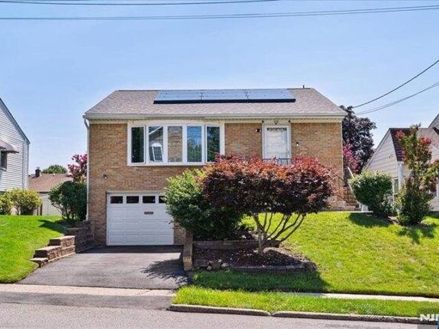 3 bedroom, Rutherford NJ 07070 104851953