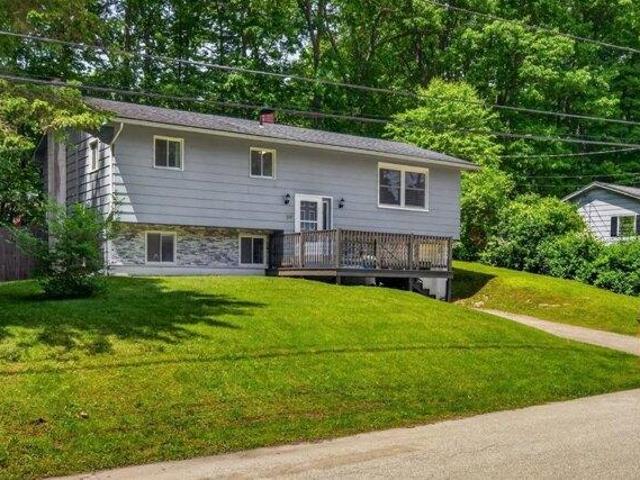3 bedroom, Rutland VT 05701 104831861