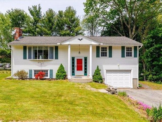 3 bedroom, Rutland MA 01543 104994770