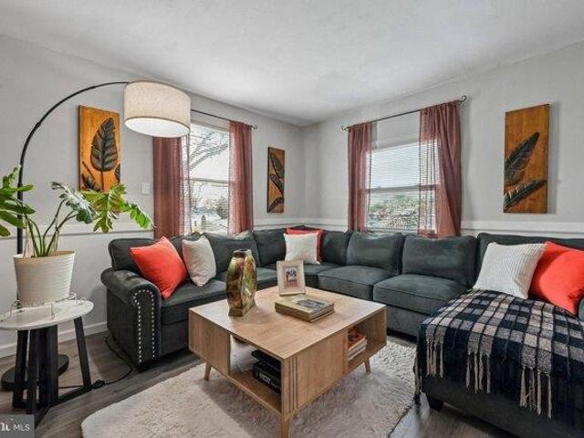 3 bedroom, Runnemede NJ 08078 LS102565934