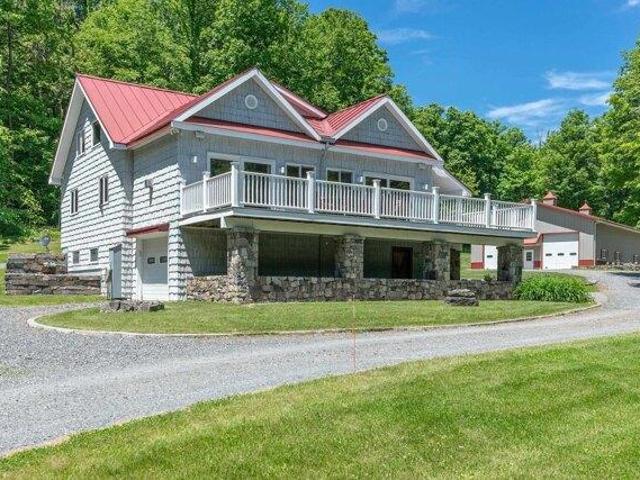 3 bedroom, Rupert VT 05776 104569020