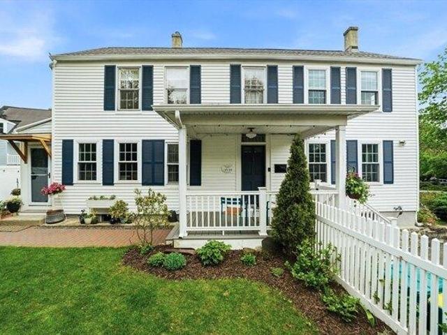 3 bedroom, Woburn MA 01801 102634755