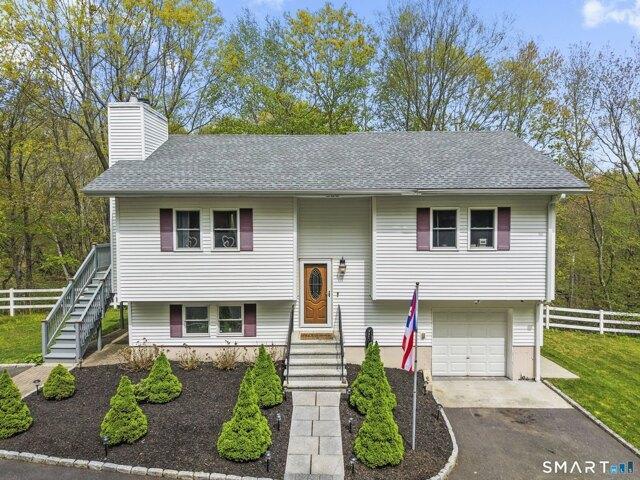 3 bedroom, Wolcott CT 06716 102528883