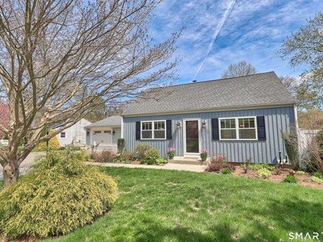 3 bedroom, Wolcott CT 06716 LS102564415