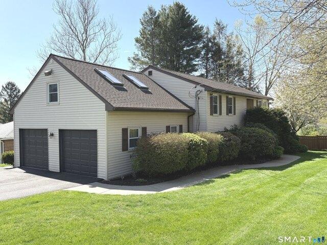 3 bedroom, Wolcott CT 06716 LS103100753