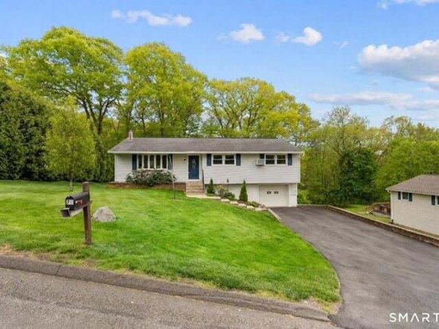 3 bedroom, Wolcott CT 06716 LS103127191